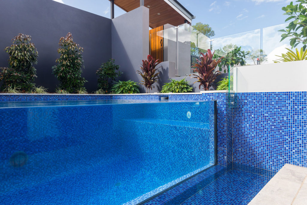 Brisbane Above Ground Pool Window - Pool Windows Pty Ltd