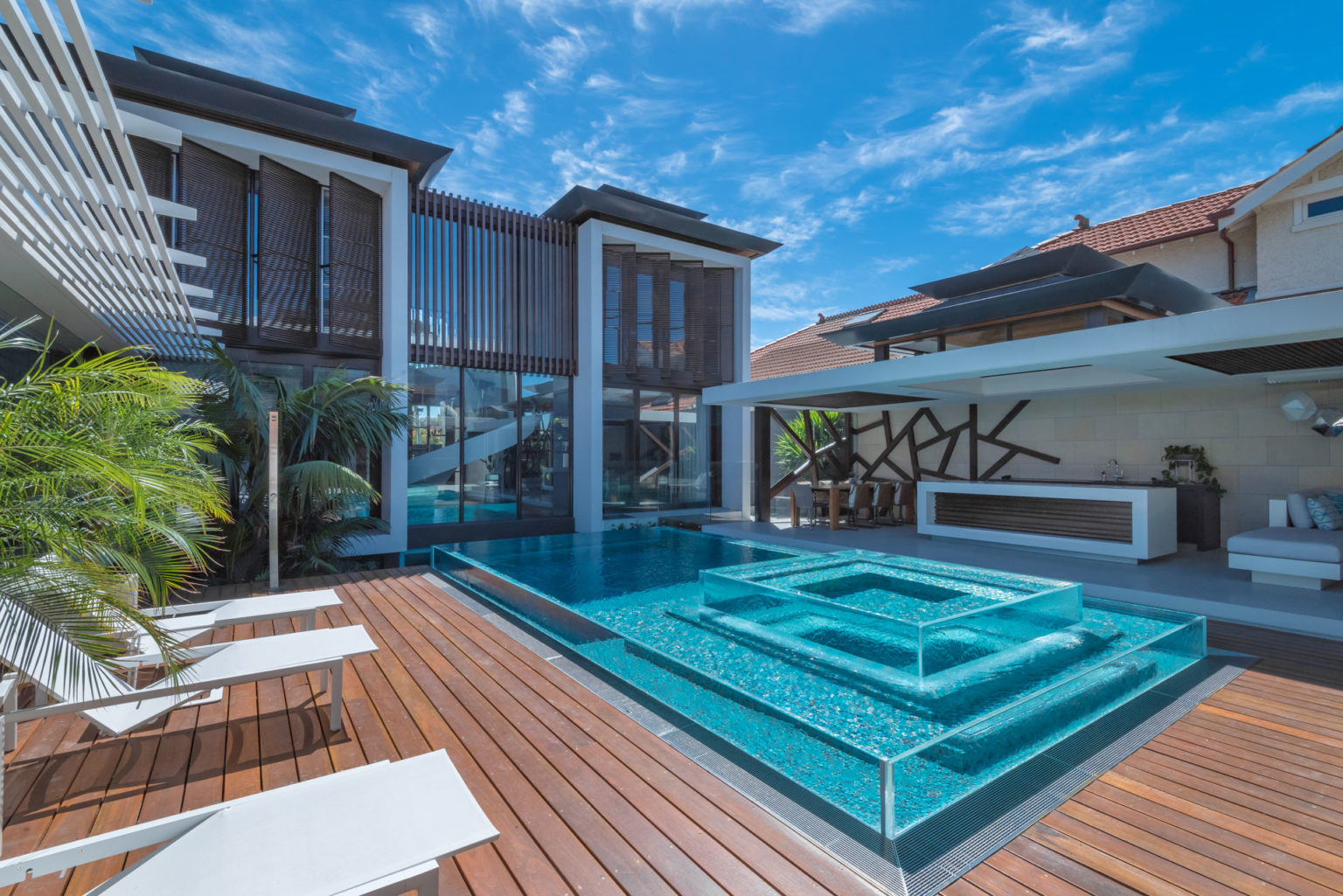 Pool Windows Pty Ltd - Stunning Acrylic pool windows and Panels to make ...
