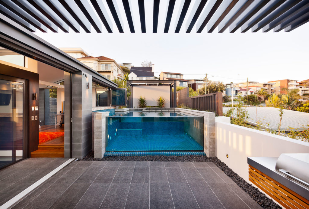 Pool Windows Pty Ltd - Stunning Acrylic pool windows and Panels to make ...