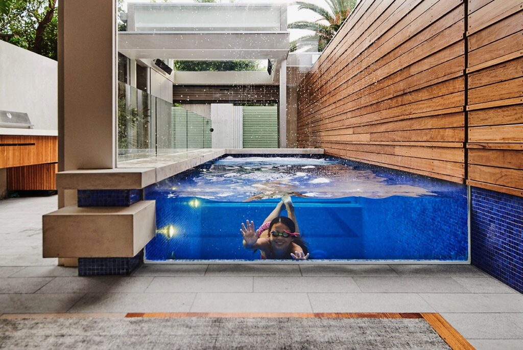Pool Windows Pty Ltd - Stunning Acrylic pool windows and Panels to make ...